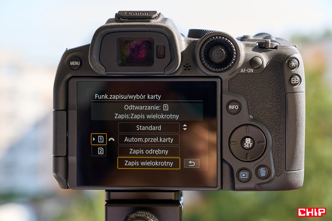 Canon EOS R7 – świetny aparat, ale czy Canon wie, co robi?